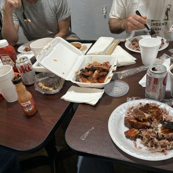 A&R BAR-B-QUE - Updated December 2025 - 149 Photos & 151 Reviews - 1802 ...