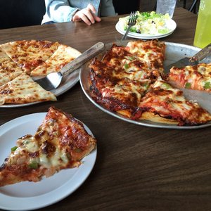 ROSCOE’S PIZZA - Updated July 2025 - 14 Photos & 33 Reviews - 212 ...