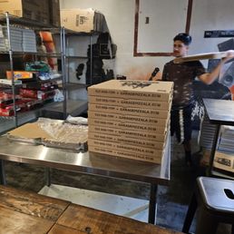 GARAGE PIZZA - Updated July 2025 - 406 Photos & 1064 Reviews - 4339 ...