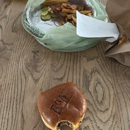 BOATYARD 401 - Updated July 2025 - 46 Photos & 74 Reviews - 401 ...