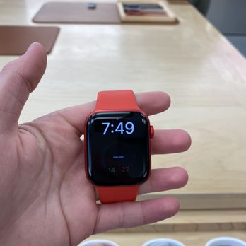 APPLE STORE - MONTREAL - Updated January 2026 - 31 Photos & 69 Reviews ...