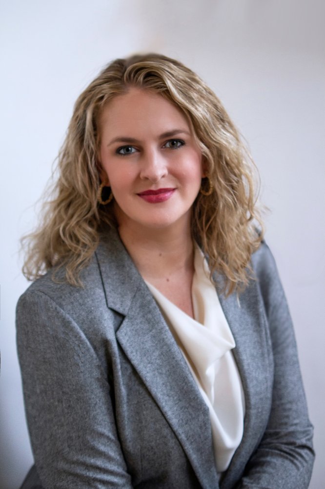 O LONG LAW - Updated December 2024 - 820 Davis St, Evanston, Illinois ...