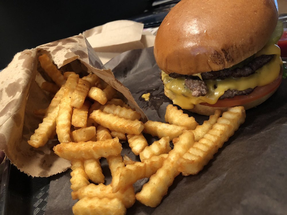 CLIVE BURGER - 54 Photos & 149 Reviews - 736 17 Ave SW, Calgary ...