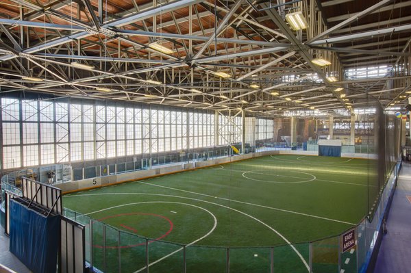 BLADIUM SPORTS & FITNESS CLUB - 110 Photos & 359 Reviews - 800 W Tower ...