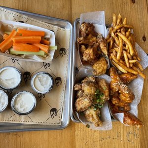 FIRE WINGS - 956 Photos & 931 Reviews - 8785 Center Pkwy, Sacramento ...