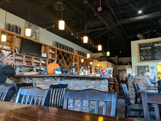 RAFTER ELEVEN with 39 Reviews & 42 Photos - 2985 Centre Ct, Prescott ...