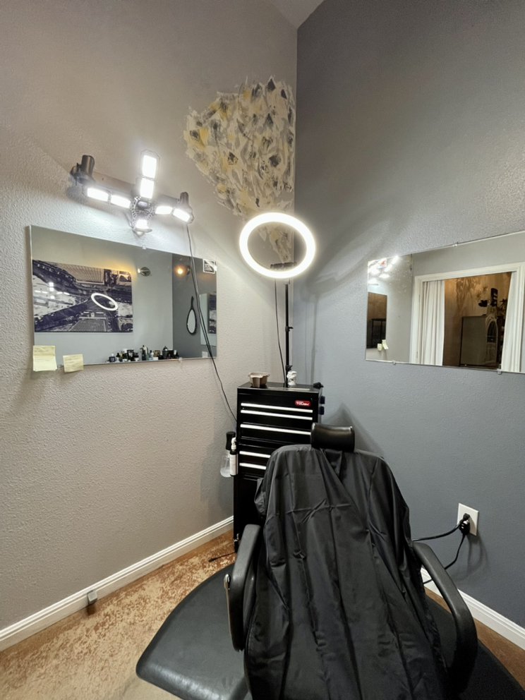 BARBER RUSSELL - Updated June 2024 - 1909 Us-183, Leander, Texas ...
