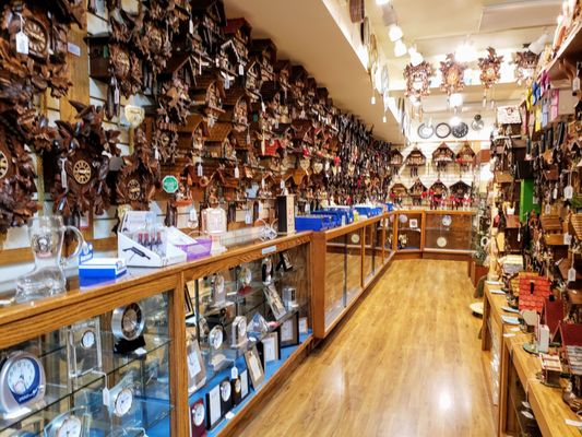 FRANKENMUTH CLOCK & GERMAN GIFT - Updated August 2025 - 34 Photos & 28 ...