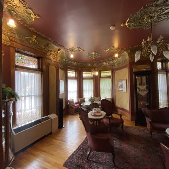 REDSTONE INN - Updated October 2025 - 133 Photos & 44 Reviews - 504 ...