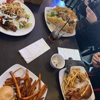 RIPON ROADHOUSE - Updated May 2024 - 144 Photos & 303 Reviews - 125 E Main St, Ripon, California ...