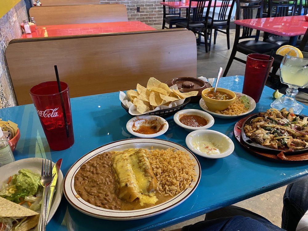 PUEBLORITAVILLE - Updated October 2024 - 20 Reviews - 25069 Fm 2090 ...