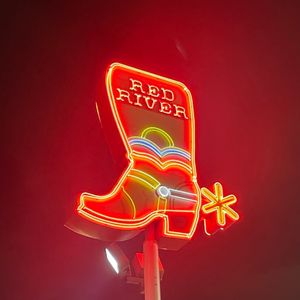 COWBOYS RED RIVER 【109 Photos & 293 Reviews】 10310 Technology Blvd E ...