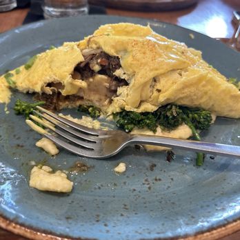 TRAVELER’S TABLE - Updated July 2024 - 5703 Photos & 1955 Reviews - 520 ...