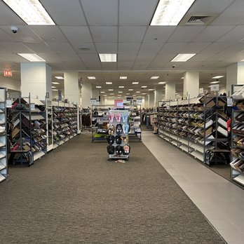 NORDSTROM RACK - Updated December 2025 - 164 Photos & 289 Reviews - 24 ...