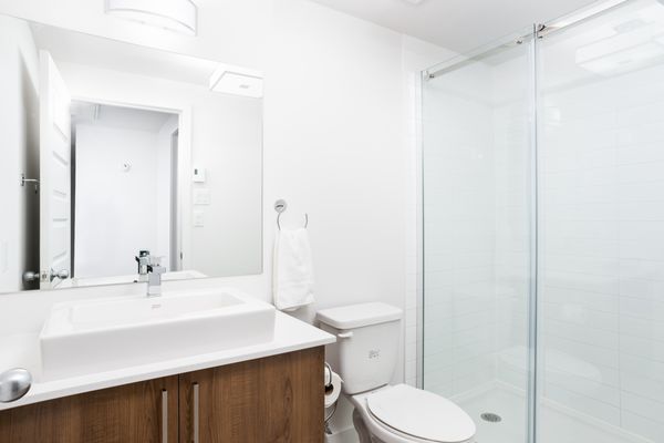 MONDEV - Updated December 2025 - 20 Photos - 7260 Rue Saint-Urbain ...