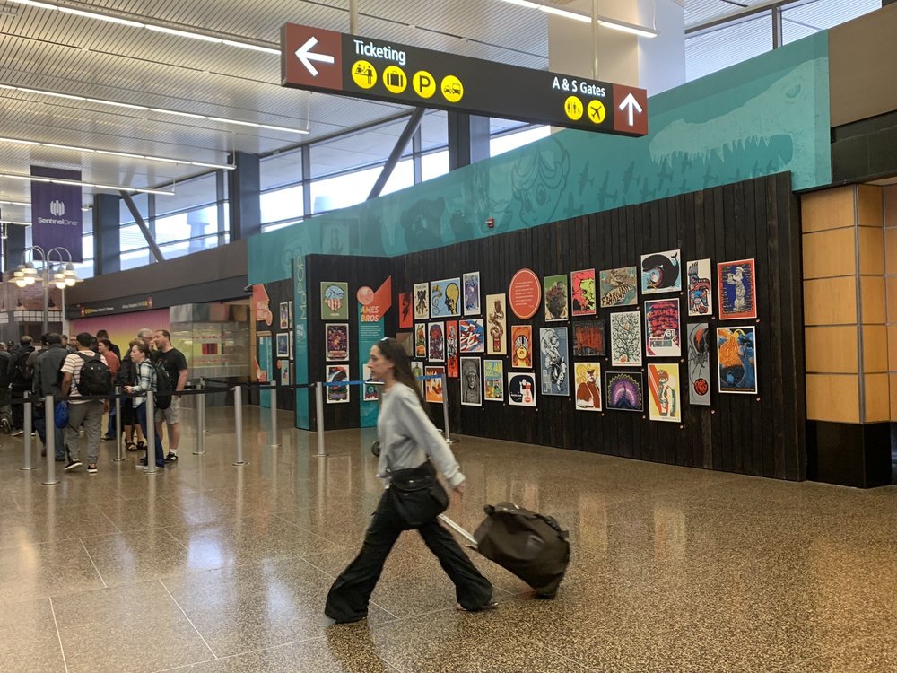 TSA CHECKPOINT CHARLIE - SEATTLE/TACOMA INTERNATIONAL AIRPORT - 17801 ...