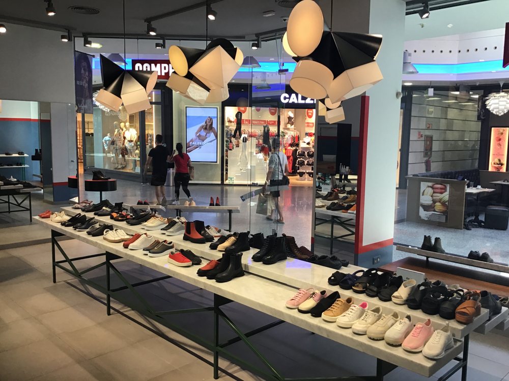 CAMPER - Updated October 2024 - 24 Photos - Centro Comercial La Cañada ...