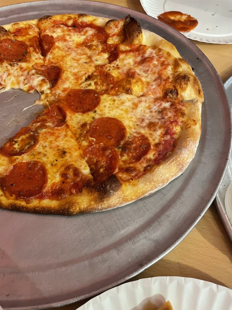 CANTORE’S PIZZA - 72 Photos & 152 Reviews - 1 Glen Rd Plz, West Lebanon ...