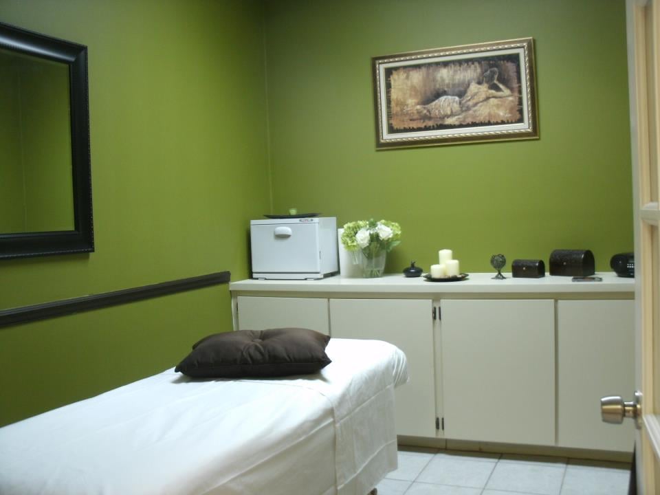 SPA D’ LA SOL - Updated July 2024 - 720 S Dixie Hwy, Lantana, Florida ...