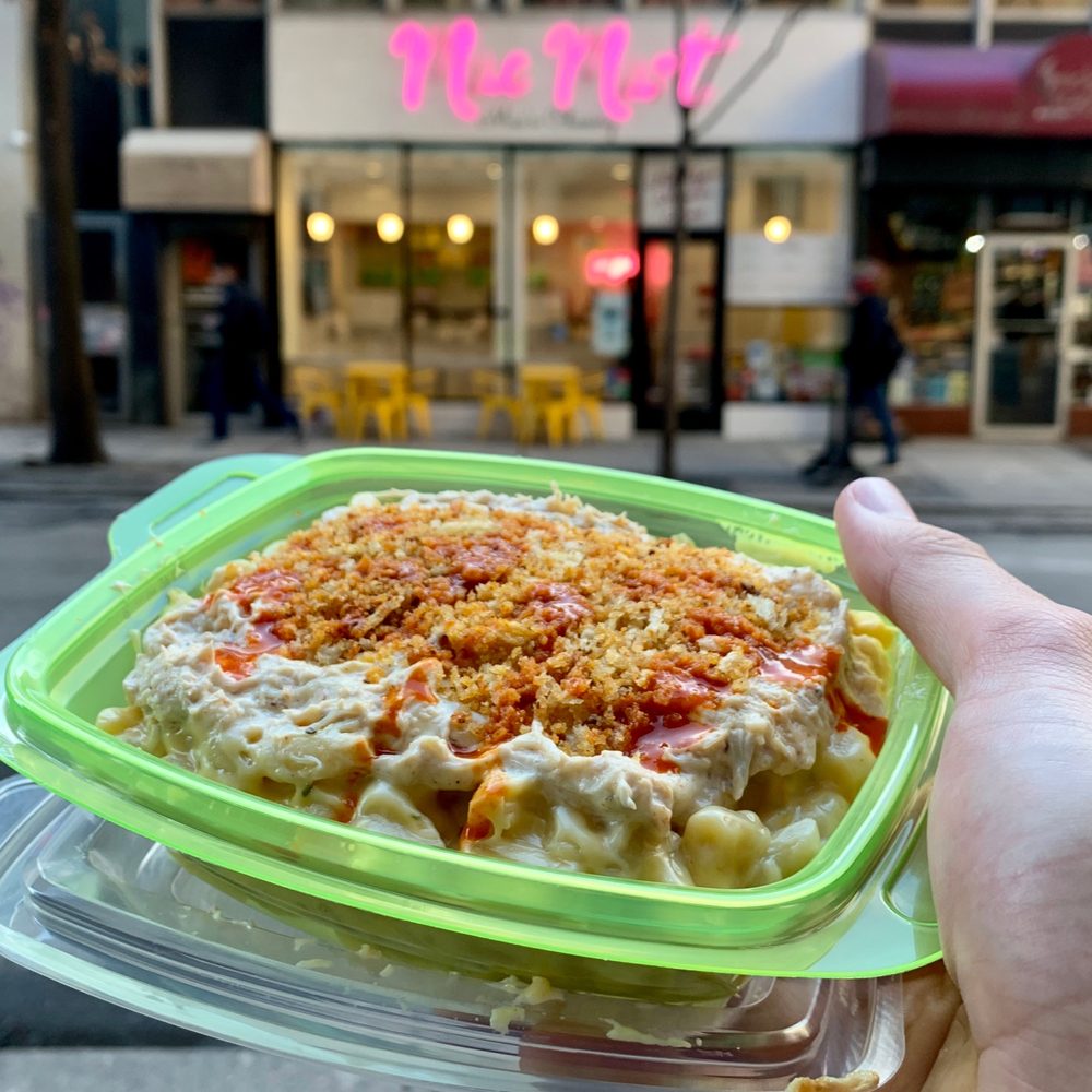 MAC MART - 319 Photos & 328 Reviews - American (Traditional) - 104 ...