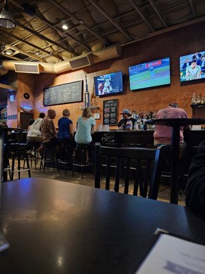 ELLIOTT’S ON CONGRESS - Updated December 2025 - 306 Photos & 308 ...