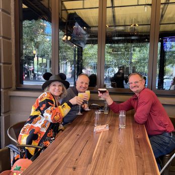 BEER BARON BAR & KITCHEN - Updated July 2024 - 341 Photos & 416 Reviews ...