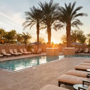 DOUBLETREE BY HILTON HOTEL PHOENIX TEMPE - Updated October 2025 - 382 ...