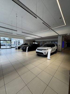 LAND ROVER SOUTH DADE - Updated September 2025 - 228 Photos & 81 ...