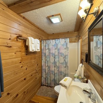 BLUE RIDGE LODGE & RV PARK - Updated December 2025 - 27 Photos & 12 ...