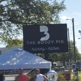 THE BOOZY PIG - Updated December 2025 - 566 Photos & 225 Reviews - 3255 ...