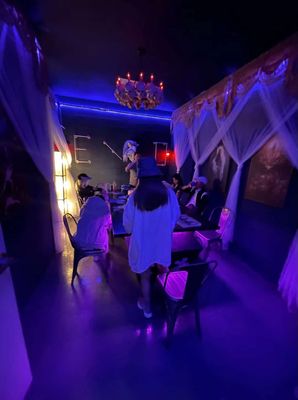 EVO CLUB - Updated August 2025 - 81 Photos & 47 Reviews - 5416 W Spring ...