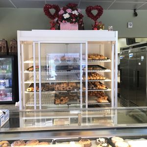 Chubby Bunny Bakery - Bakeries - 216 Main St, Hamilton, OH - Phone ...