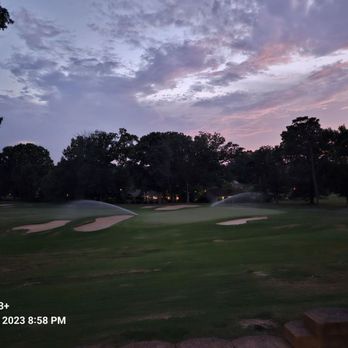BERMUDA RUN COUNTRY CLUB - Updated January 2026 - 35 Photos - 324 ...