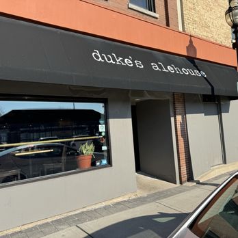 DUKE’S ALEHOUSE AND KITCHEN - Updated March 2025 - 262 Photos & 664 ...