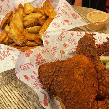 THE RED CHICKZ - Updated September 2024 - 711 Photos & 654 Reviews ...