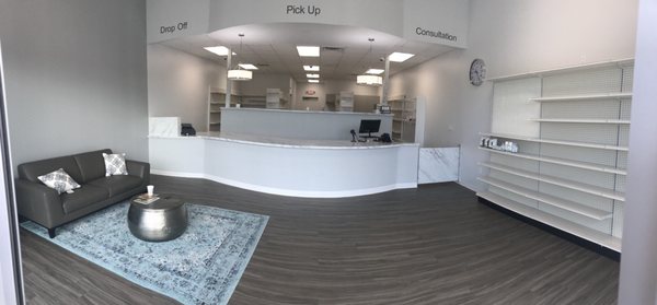 LIFETIME PHARMACY - Updated October 2025 - 12 Reviews - 960 Ridgeview ...