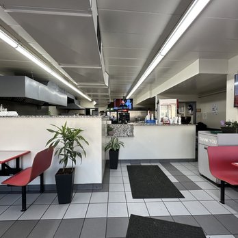 EASTERN STYLE PIZZA - Updated January 2026 - 61 Photos & 197 Reviews ...