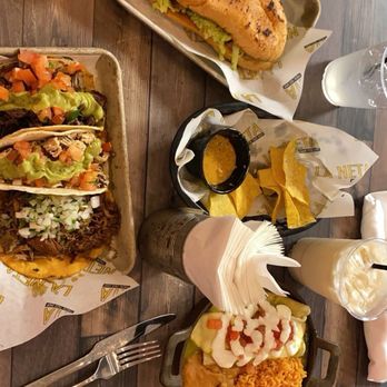 LA NETA - Updated June 2025 - 156 Photos & 159 Reviews - 255 Newbury St ...