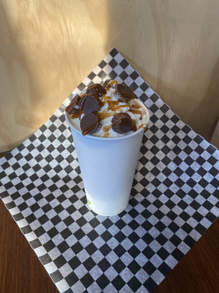 CUP-A-RONI TRUCK | 16 Photos | 742 Ralph Street, Victoria, British ...