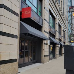 PLANTA QUEEN CHICAGO - Updated January 2026 - 2014 Photos & 609 Reviews ...