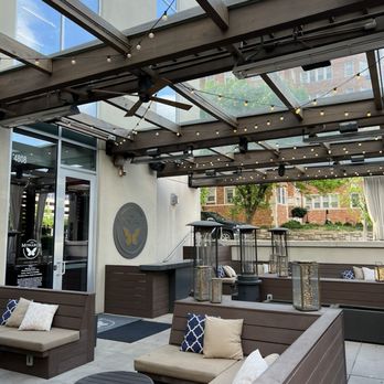 THE MONARCH COCKTAIL BAR & LOUNGE - Updated July 2025 - 221 Photos ...