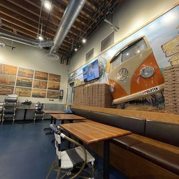 SURF RIDER PIZZA - Updated July 2024 - 517 Photos & 670 Reviews - 8381 ...