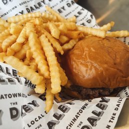 THE DALEY - 645 Photos & 449 Reviews - 1110 Nuuanu Ave, Honolulu ...