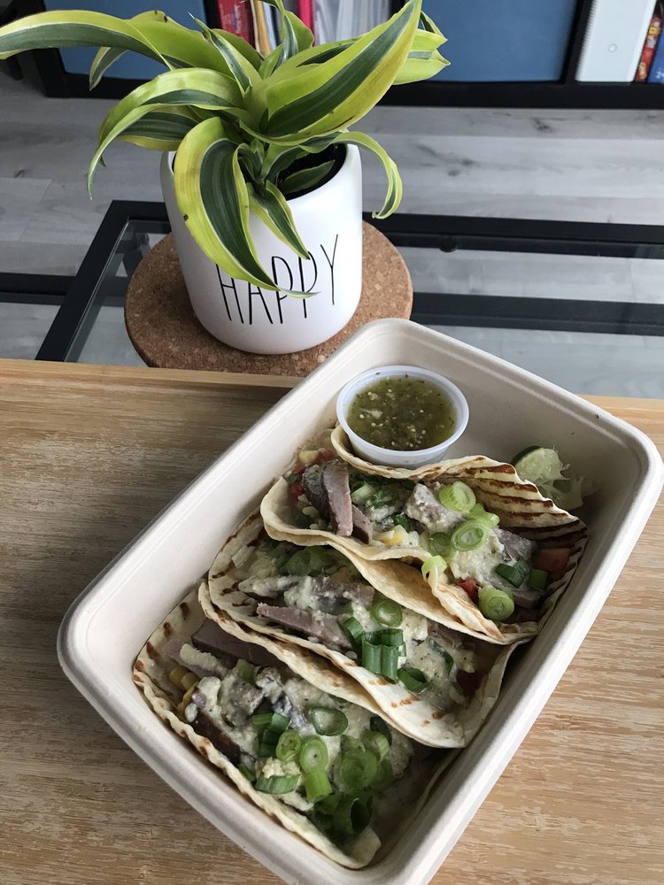 FRESHII - Updated June 2025 - 10 Photos - 2417 Yonge Street, Toronto ...