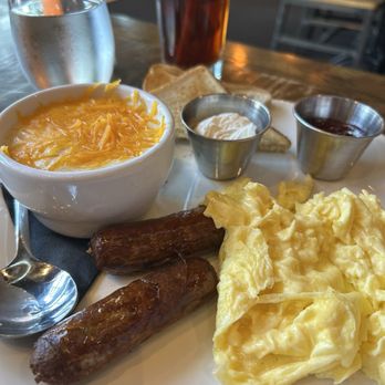 THE RIDLEY - Updated January 2026 - 176 Photos & 180 Reviews - 1106 W ...