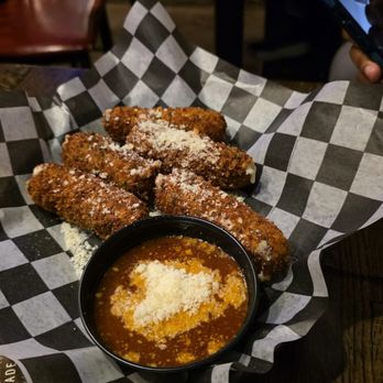 DEEP DEUCE GRILL - Updated December 2025 - 317 Photos & 311 Reviews ...