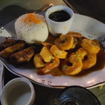 ISLA CUBAN-LATÍN KITCHEN & RUM BAR - Updated October 2024 - 3308 Photos ...