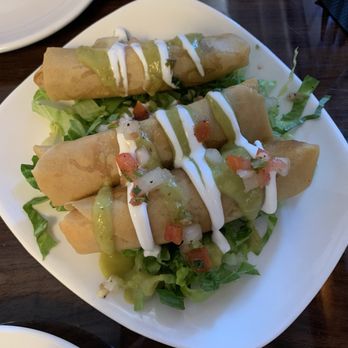 MUNI - Updated March 2024 - 32 Photos & 10 Reviews - 316 Delaware St ...