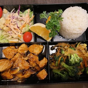 YATTA HIBATCHI & SUSHI - Updated July 2025 - 29 Photos - 1105 Peoria St ...