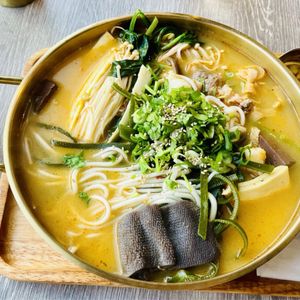 BIG WAY HOT POT - Updated December 2025 - 13 Photos - 20202 66 Avenue ...